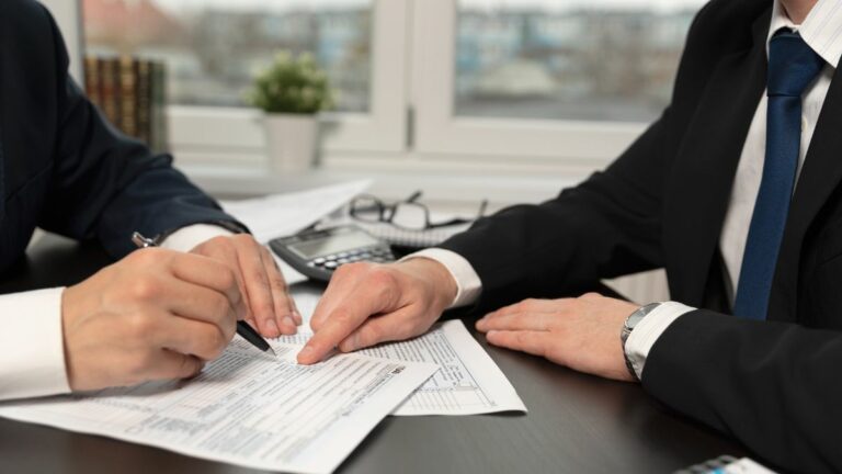 A Complete Tax Preparation Checklist for Your Small Business